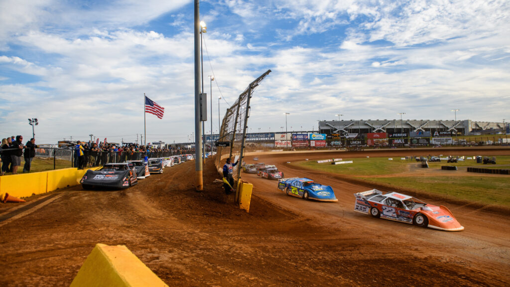 ‘ITS OWN CATEGORY’: World Short Track Champions Dillon Brown, Rod ...