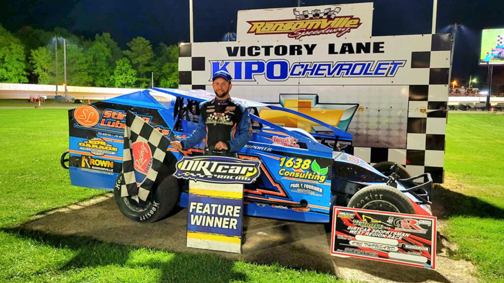 Dirt Racing Near Me - Find a Race with DIRTcar and See it Live!