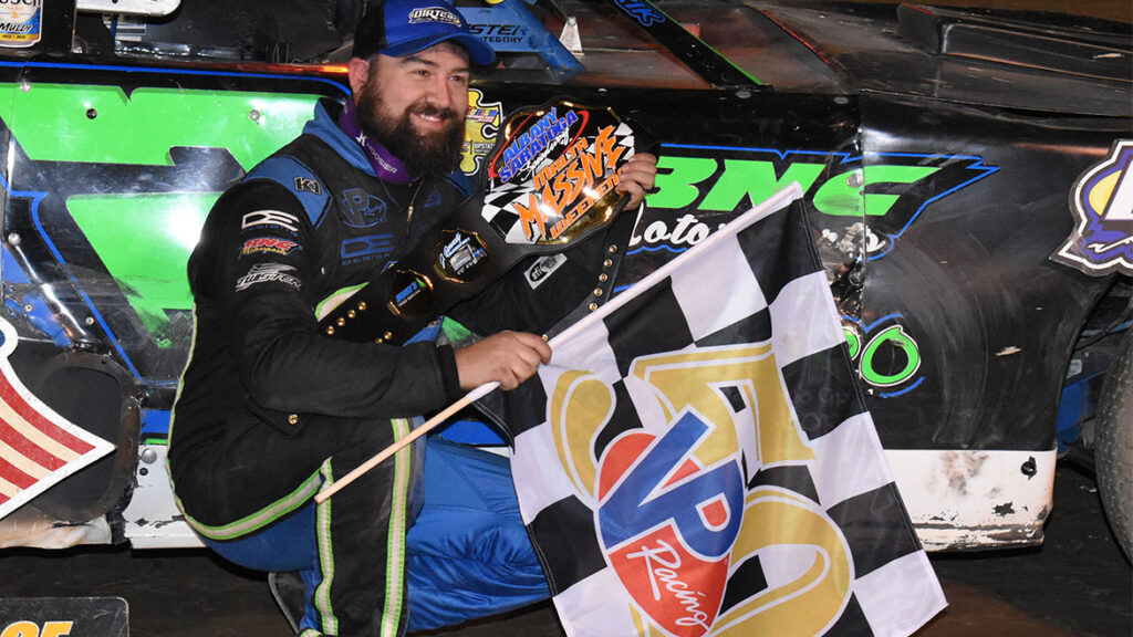 Dirt Racing Near Me - Find a Race with DIRTcar and See it Live!