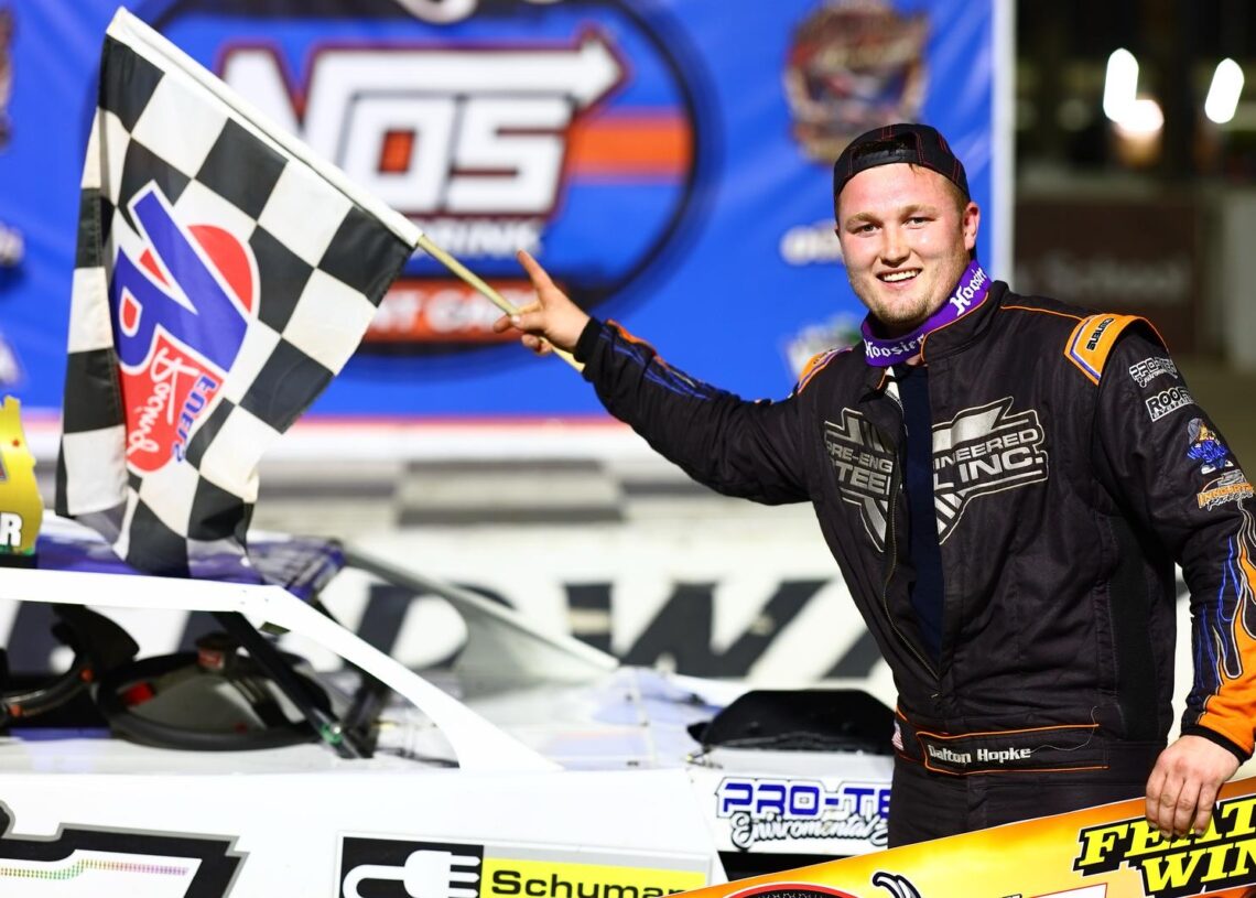 Dirt Track Races at Volusia Speedway Park