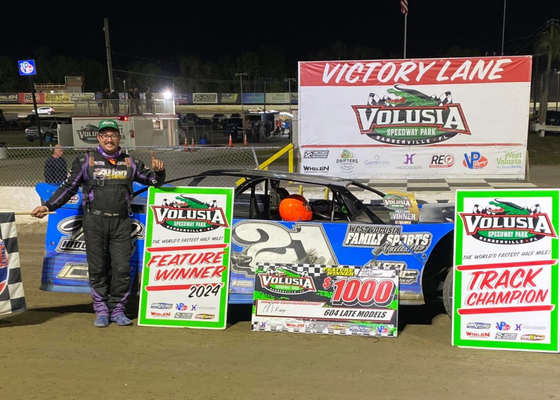 Dirt Track Races at Volusia Speedway Park