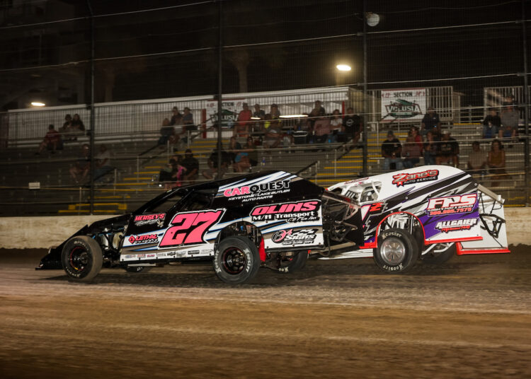 Dirt Track Races at Volusia Speedway Park
