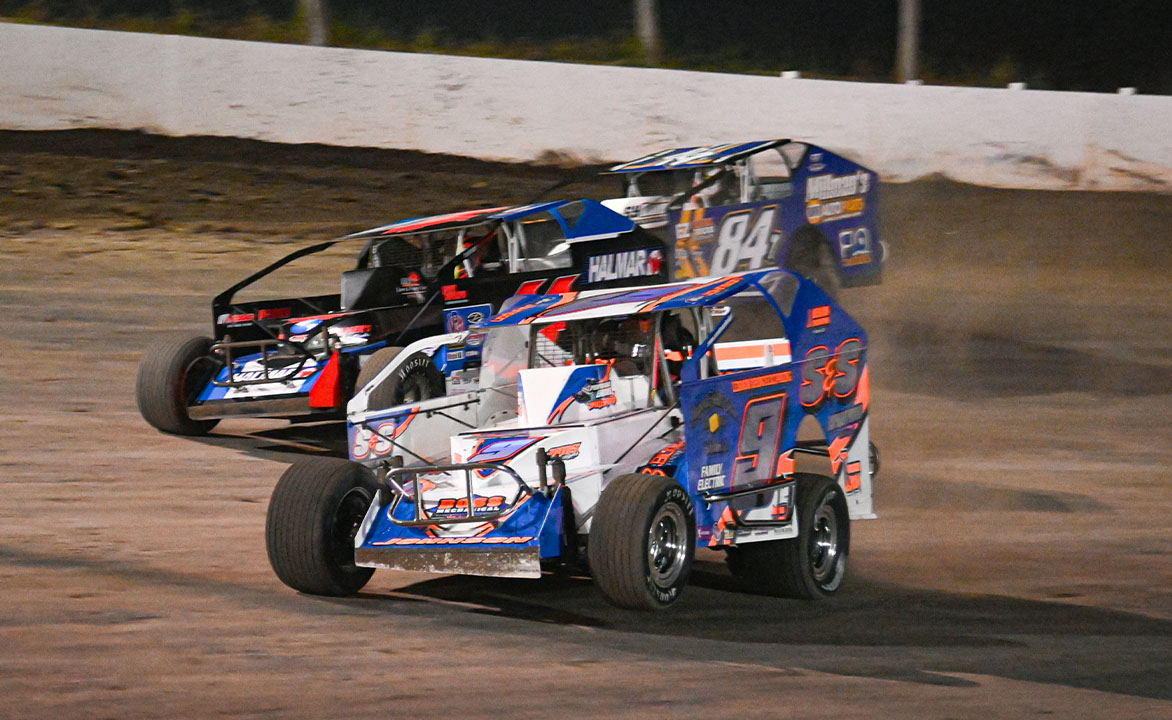 VALLEY FREEZE: Stewart Friesen Earns Second Mr. DIRT Track USA at ...